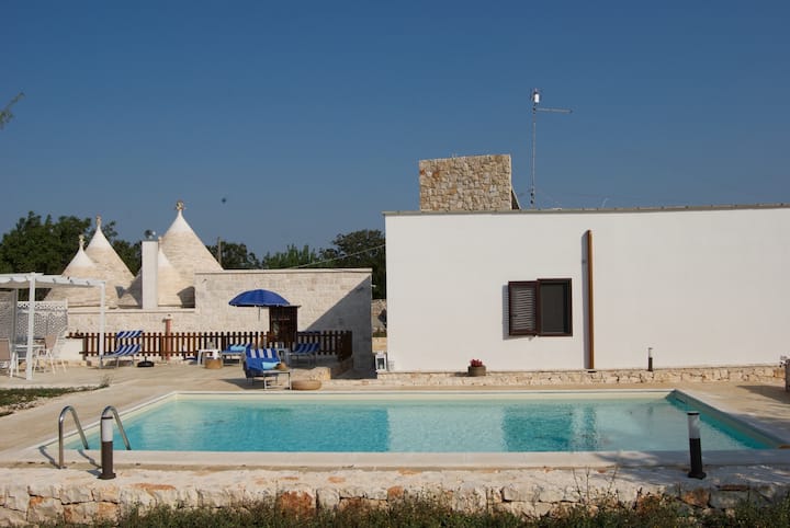 Trullo & Country House With Pool - Martina Franca