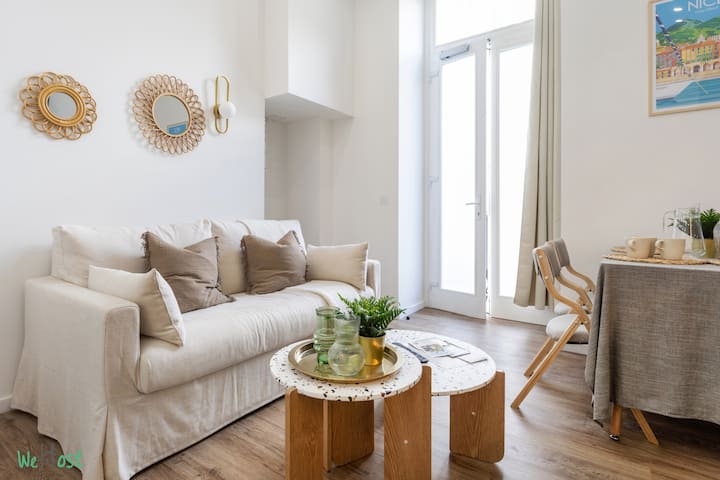 "La Cour De La Promenade" – 2prs- Mer à Pied - Nice