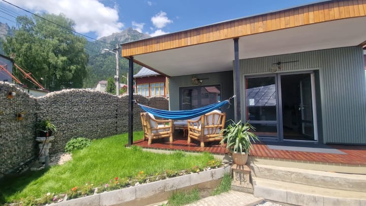 Alpine Yard Nest Bușteni - Azuga