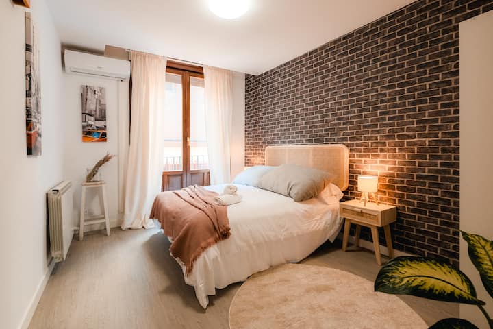 Casa Augusta | Renovada | Centro Histórico | 5 Pax - Zaragoza