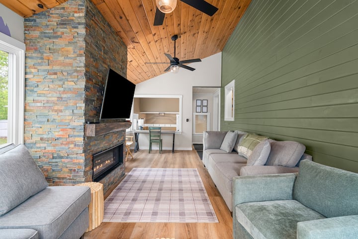 Sleeps 10, Hot Tub, Walk To Town - Conway, NH