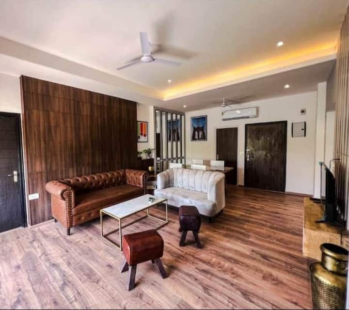 Stylish 2br Flat Across From World Trade Park - Jaipur