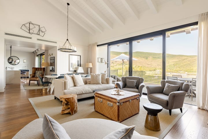 Luxury 6-bedroom Modern Villa (6a) - Orbetello