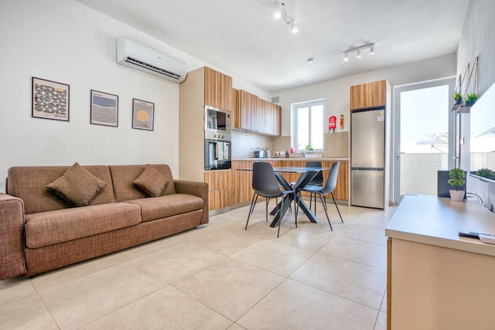 Flat 3 | Seventytwo - Malta