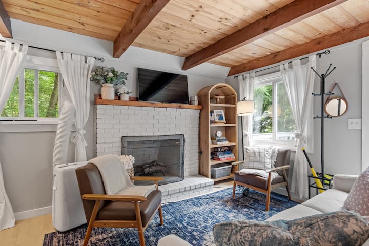 The Cozy Green Lake House - Wolfeboro, NH
