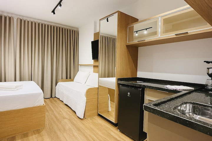 Ibz1308 - Studio C/sacada/pscina/jacuzzi/academia - Curitiba