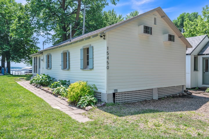 2bd Cozy Cottage West Okoboji - Okoboji, IA