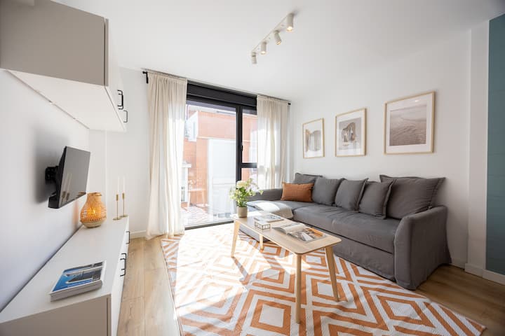 Cozy Expo Flat · Parking & Wi-fi - Madrid
