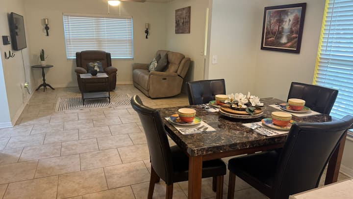 Gorgeous Home In Gainesville - Gainesville, FL