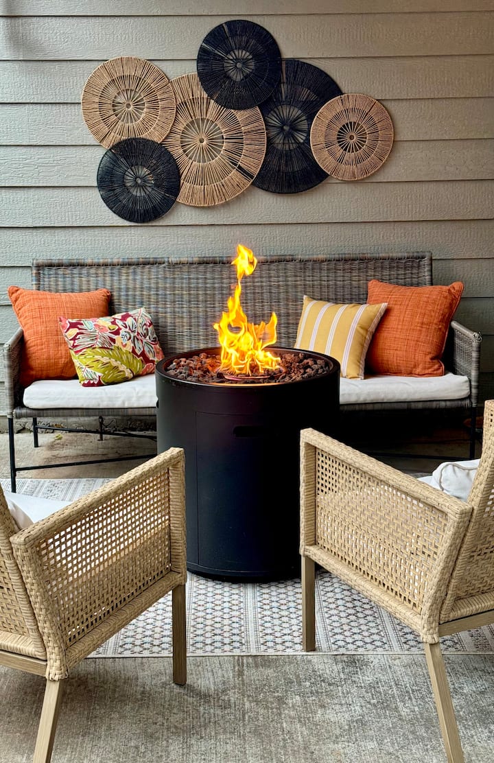 Downtown | Hot Tub | Fire Pit - Tulsa, OK