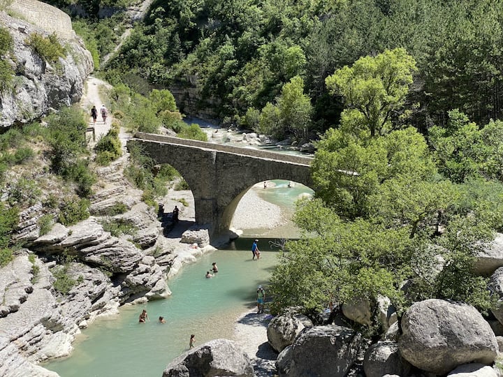 Jolie Maison Terrasse Et Jardin - Sisteron