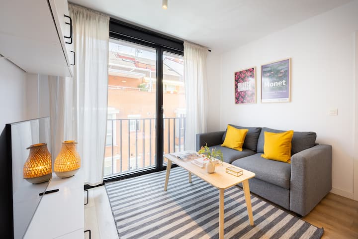 Spacious 2-br Ifema · Family Friendly - Madrid