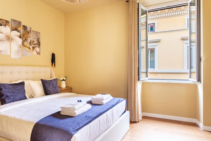 Iflat | Warm & Welcoming Little Gem In Rione Monti - Monti