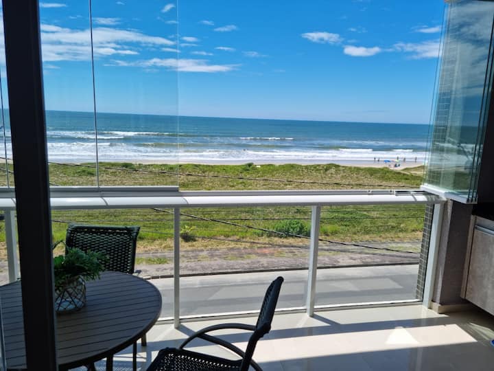 Apartamento De Alto Padrão Frente Para O Mar - Matinhos