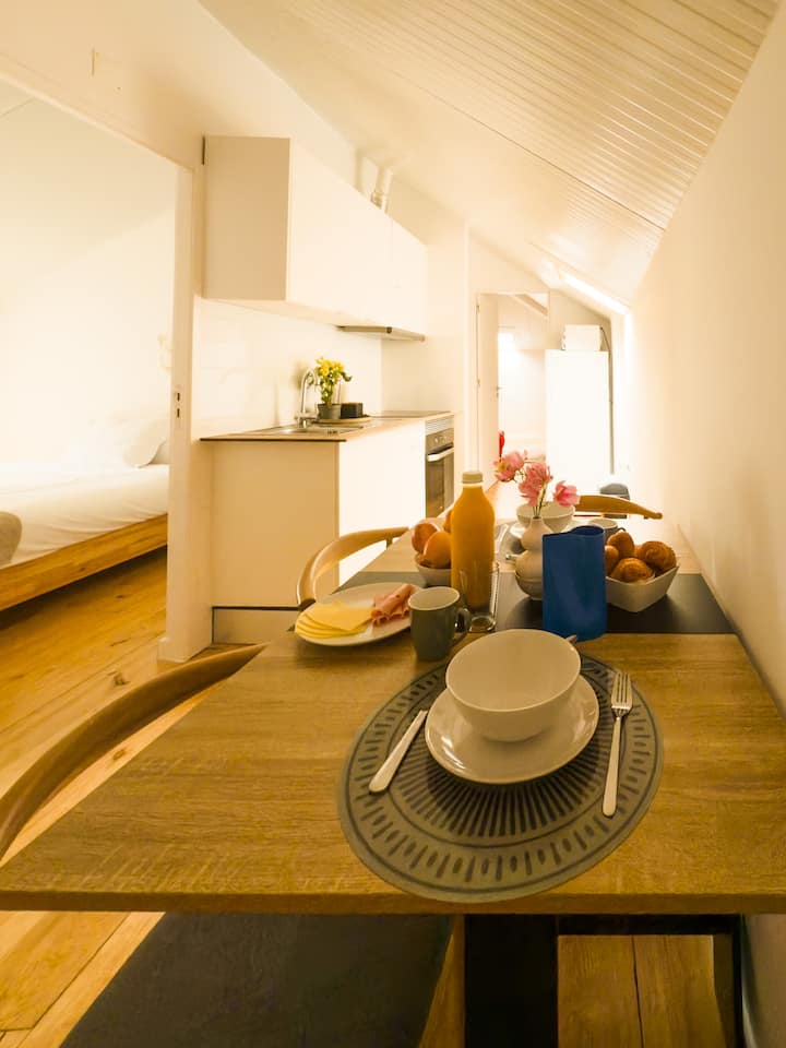 Marques De Pombal 2-bedroom W/ Parking - Lisboa