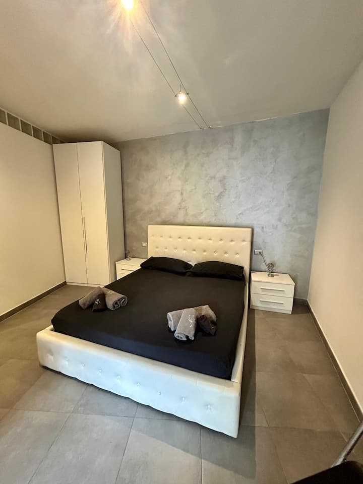 "La Ninfa Del Lago" Camera Con Patio | Piano Terra - Pescasseroli