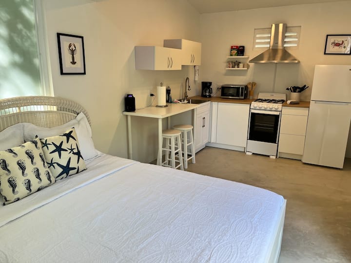 Casa Alta Studio Apartment 3 - Vieques