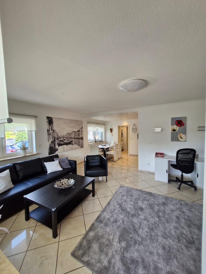 Moderne Wohnung + Terrasse Engelskirchen Nähe Köln - Engelskirchen