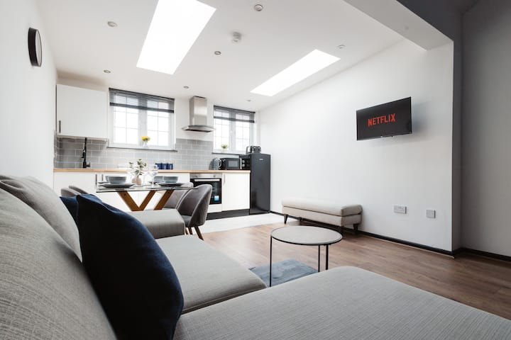 Long Stay|contractor|relocator - Warrington