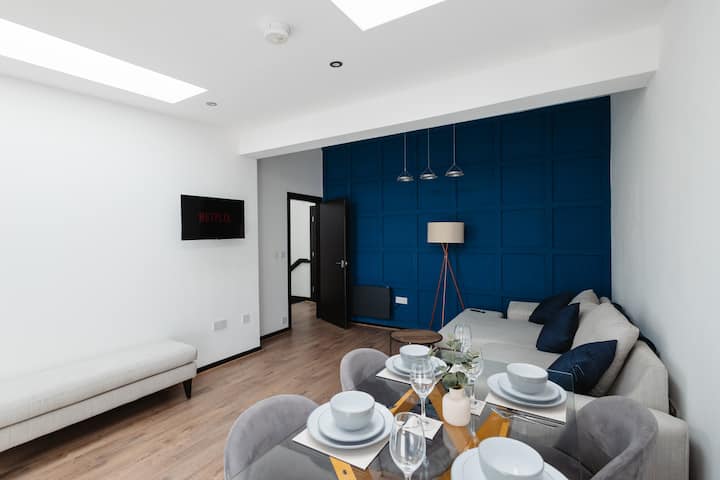 Weekly Stay|contractor|relocator - Warrington, United Kingdom