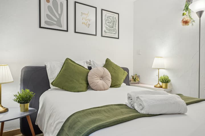4 Lots – Jusqu’à 14 Personnes - Parking - Jardin - Saint-Quentin-Fallavier