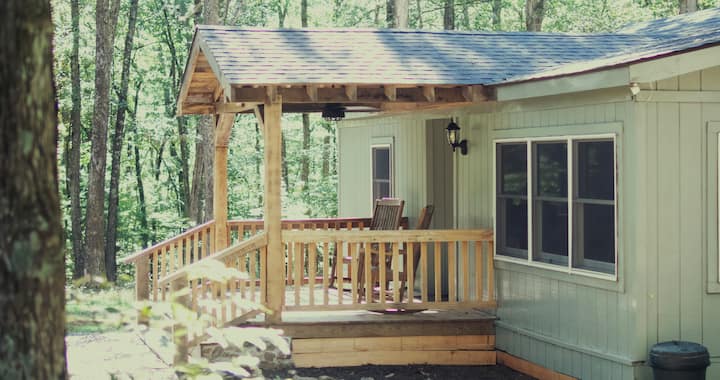 Red Oak Cabin - Rustic Woodland Retreat - Long Pond, Little Orleans