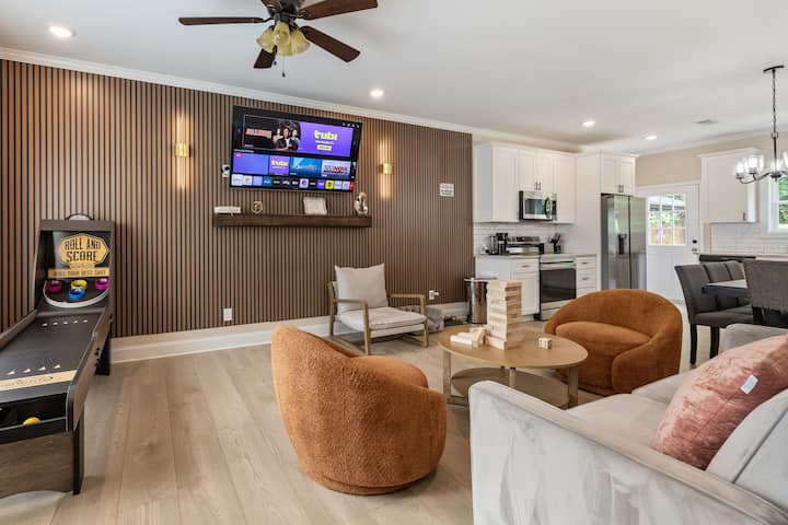Modern House Close To Everything - Charlotte, NC