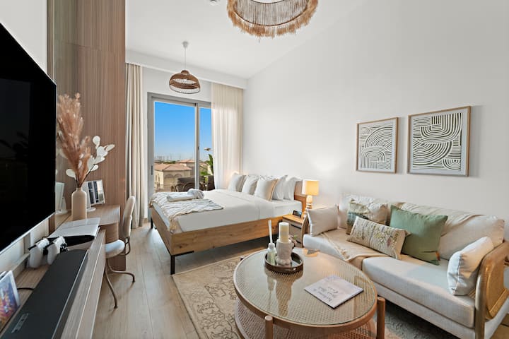 First Class | Bali Studio | Ps5 • Pool • Jvt - Dubai