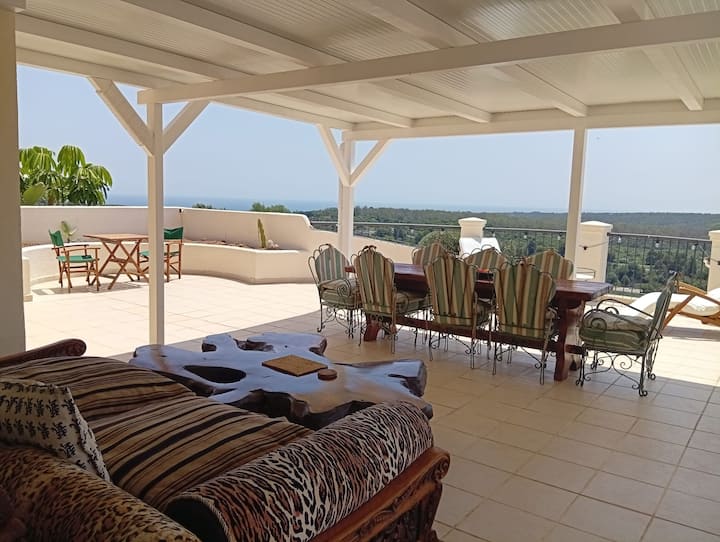 Luxury 3 Bed Golf Condo With Sea Views - Sotogrande