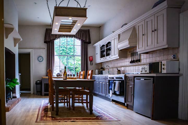 Appartement-salle De Bain Privée-appartement-pas D - Chester Castle: Agricola Tower and Castle Walls