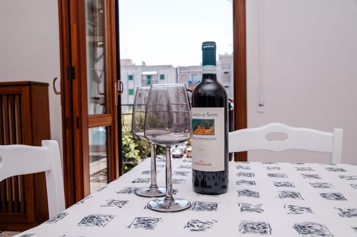 New, Large And Bright With Balcony, Fully Equipped - Ostuni