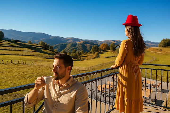 Elegant Triple Suite | View, Balcony & Jacuzzi - Pojana