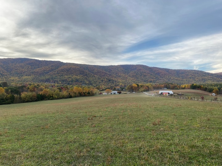 Cozy Farmhouse At Yula Fields - Shenandoah National Park