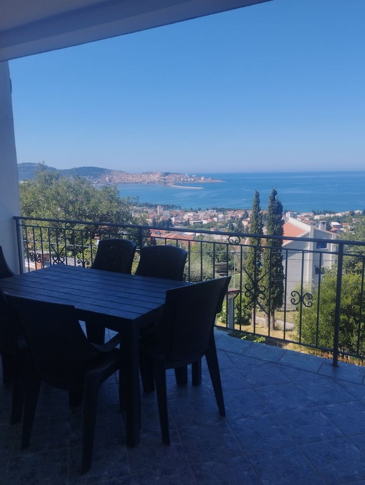 Vivana House Апартамент с видом на море - Montenegro