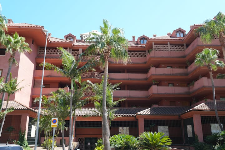 Apartamento En Altos Del Higueron - Benalmádena