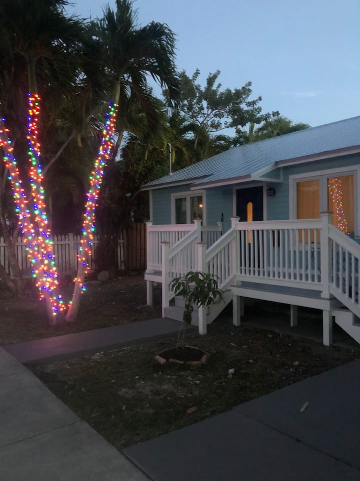 Duck Hideaway - Key West, FL