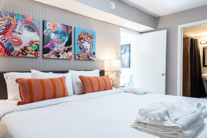 The Sable Flats 13 | Zoo, Museums & Med Center - Houston, TX