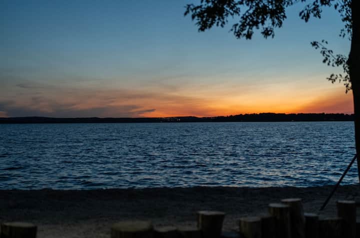 Private Goffatt Island Resort On Lake Simcoe-s201 - Orillia