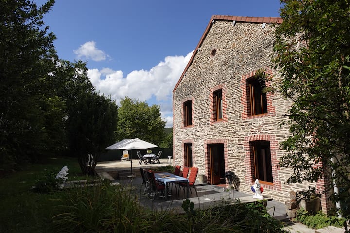 Big House In The French Ardennes - Charleville-Mézières