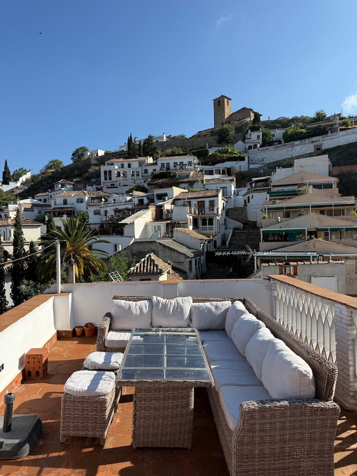 Casa Con Maravillosas Vistas Y Terraza - Granada, España