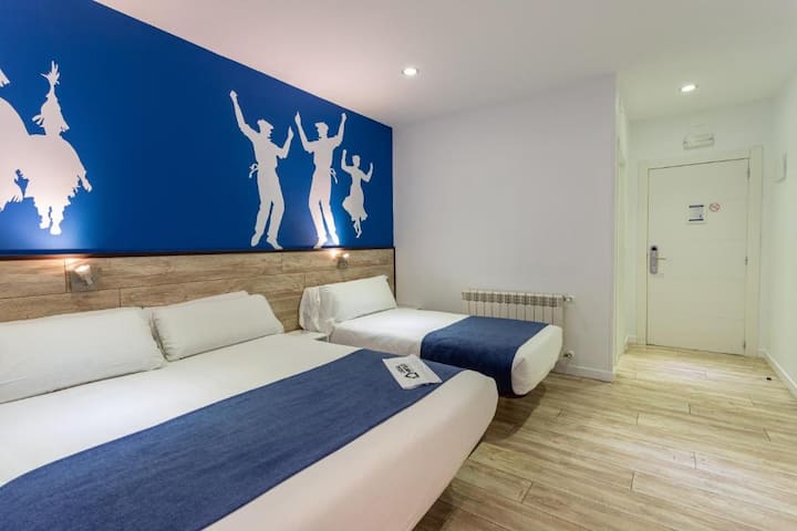 Disfruta El Casco Viejo En Hab Triple_blu - Bilbao