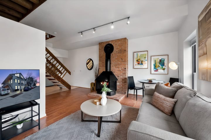 1br Condo Steps To The Monastery, Cafes, And More - Cincinnati