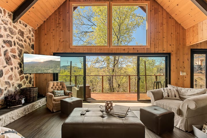 Lux 6br| Pvt Sauna + Hot Tub_lake Access_fire Pit! - Lake Gregory Regional Park, CA