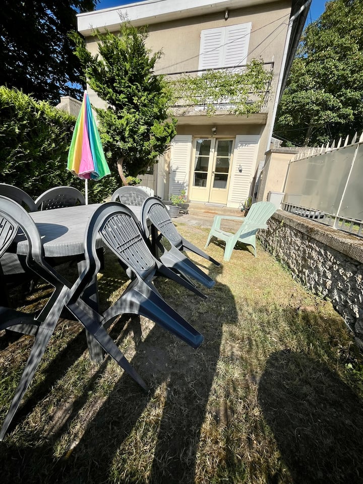 Les Vagues De Juno - Bernières Sur Mer - Bernières-sur-Mer