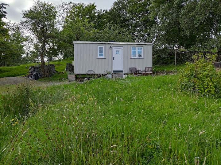 Brackloch Hut, Lochinver - Achmelvich Bay