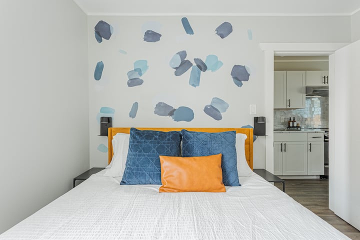 Modern 1br W/ac + Sofa Bed + Kitchen - ホープ