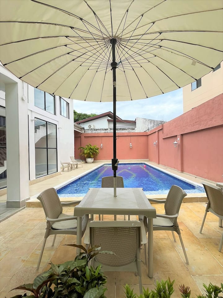 Espectacular Casa Central Con Piscina Privada, Bbq - Girardot