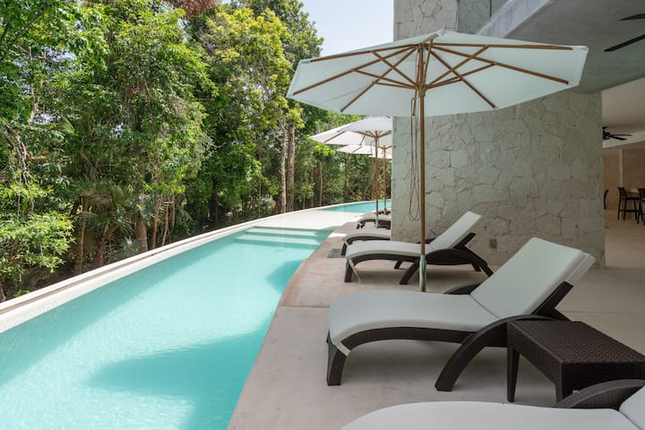 New Condo With Pool, Gym, Peaceful, Balcony, Golf - Akumal