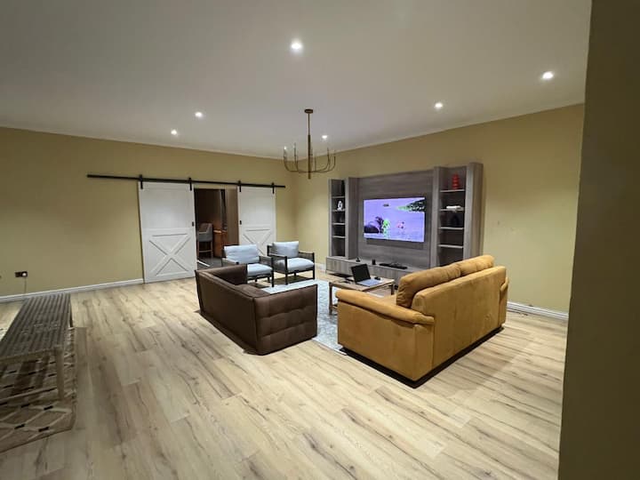 The Cozy Nook -Executive Room - Blantyre