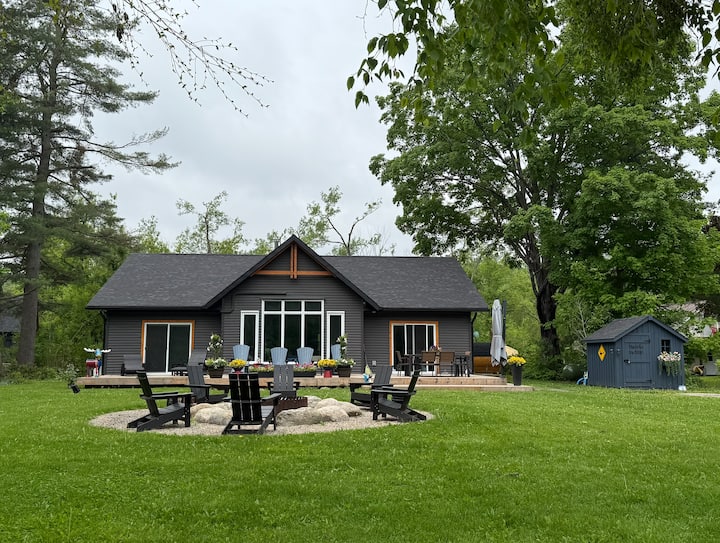 Dogs Ok @ Our Muskoka River Getaway In Bracebridge - Bracebridge